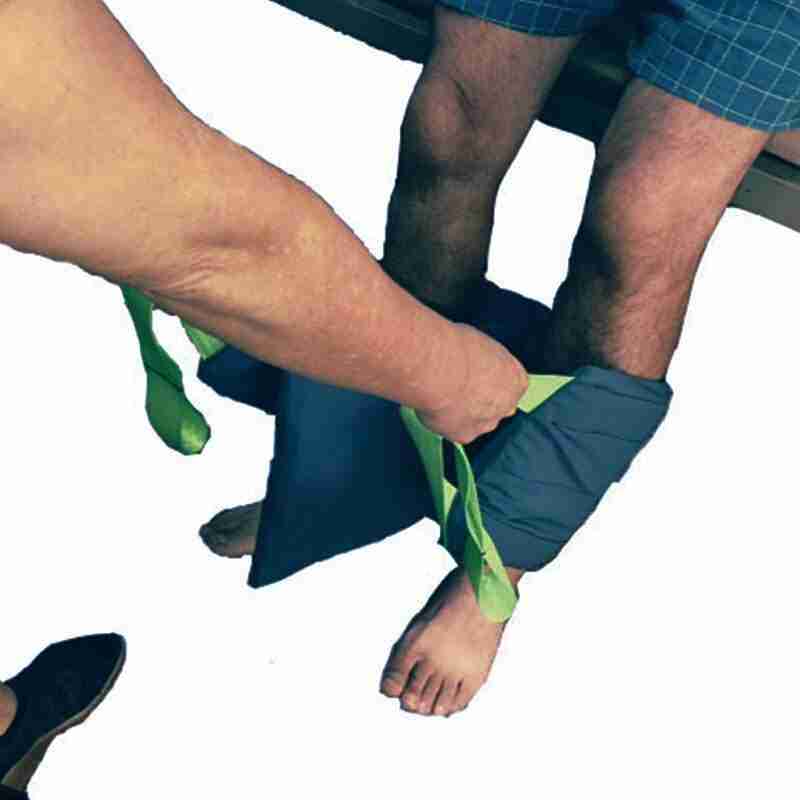 Leg Lifter - Bariatric/Oedema - Padded strap for heavy legs